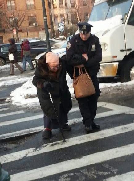 A COP STOPPED TRAFFIC FOR HER—BUT THAT’S NOT WHY I STARTED CRYING - Welcome