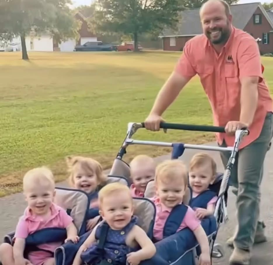 7 Years Later Where the Waldrop Family and Their 9 Kids Are Now - Welcome